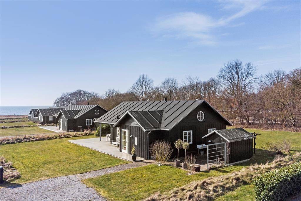 AH45 - Strandnahes Ferienhaus in Nysted auf Lolland mit Meerblick
